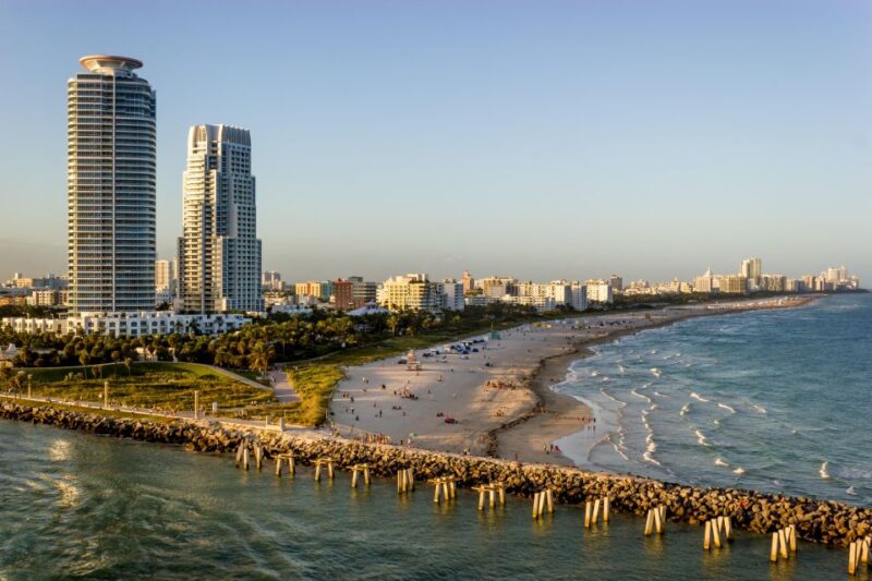 Miami Sunset: Private Luxury Airplane Tour - Who Should Consider This Experience?