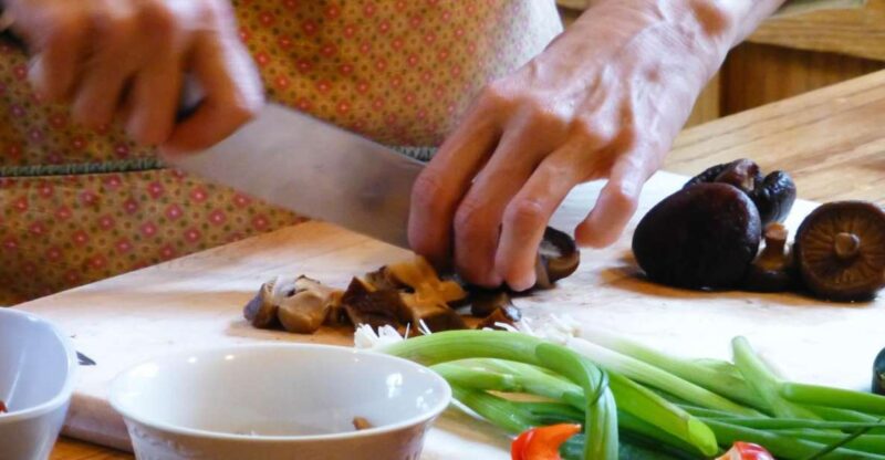 MoMo or Dal Bhat Cooking Class at Aama Kitchen in Pokhara - FAQ