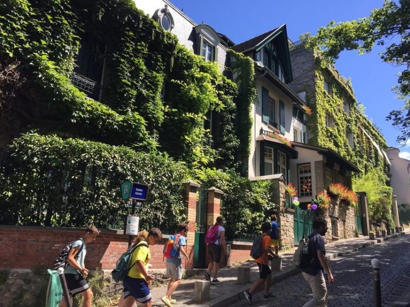 Montmartre Walking Tour with a Local Guide - Moulin de la Galette & Artistic Roots