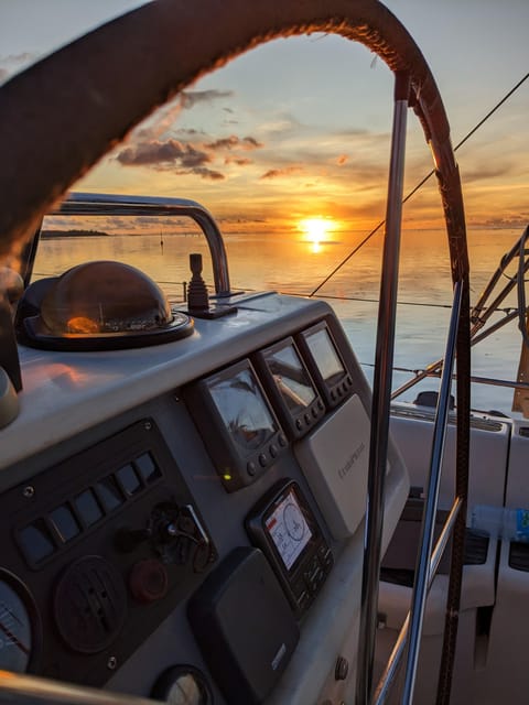 Moorea: Whale watching adventure - FAQ