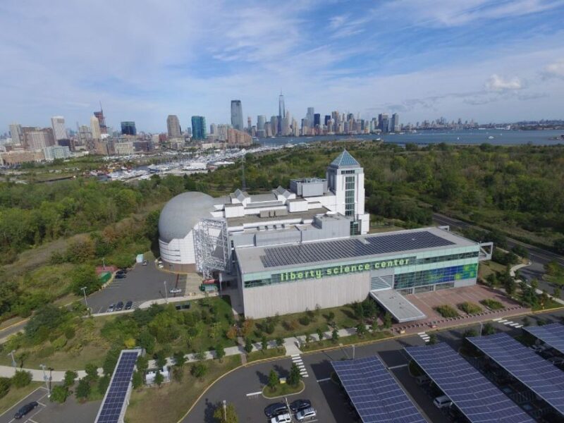 NYC: Liberty Science Center General Admission Ticket - The Experience of Viewing the NYC Skyline & Statue of Liberty