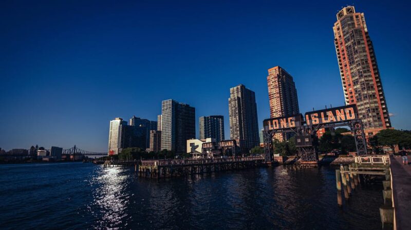 NYC: Night Tour and Viewpoints of New York - Transportation and Group Size