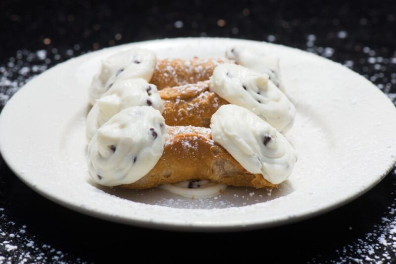 NYC: Original Greenwich Village Food & Culture Walking Tour - The Guide: Knowledgeable and Engaging