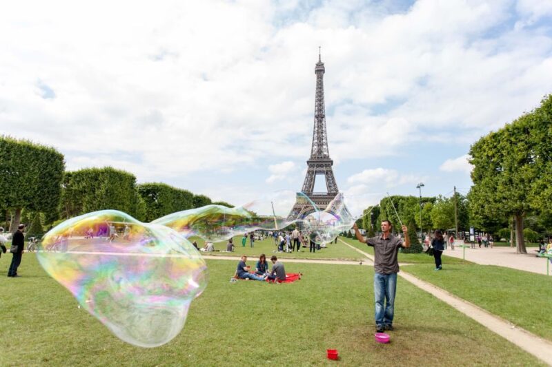 Paris Bike Tour: Eiffel Tower, Place de la Concorde & More - The Sum Up