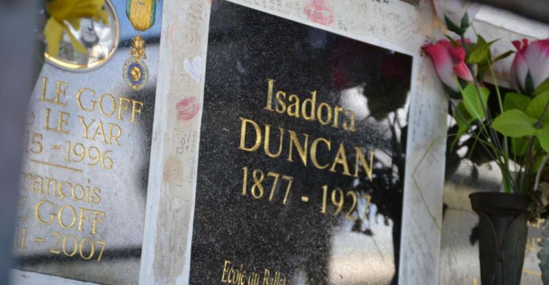 Paris: Père Lachaise Cemetery Private Tour - The Sum Up