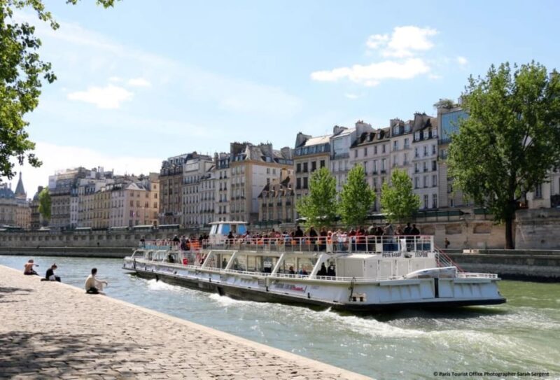 Paris: Père Lachaise Cemetery Visit with Seine River Cruise - Practical Details and Tips