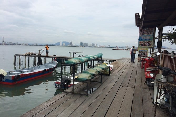 Penang Day Trip with Temple and Penang Hill Tickets (Fast Lane) - Who Should Consider This Tour?