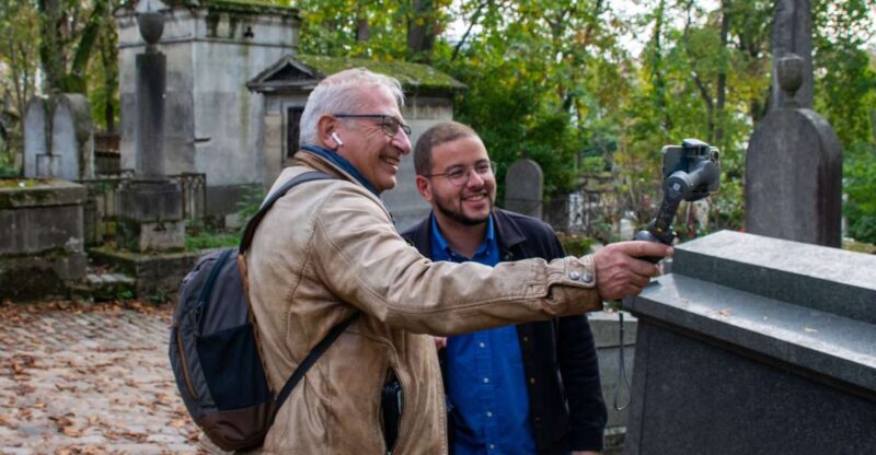 Père Lachaise Cemetery: A Stroll Through Immortal History - Why This Tour Works Well
