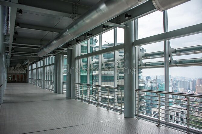 Petronas Twin Tower Skybridge View & Dining Experience Tour with Local Host - Analyzing the Value
