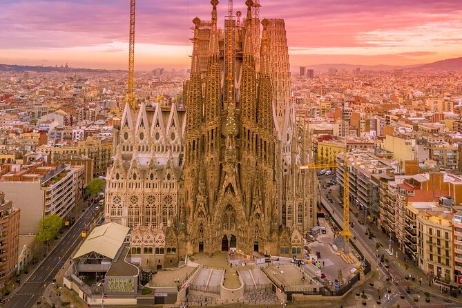 Private 4 Hours Barcelona Sightseeing Tour - Who is this tour best for?