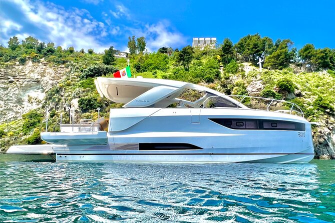 Private boat tour from Naples to Capri+Amalfi Coast JEANNEAU DB43 - The Sum Up