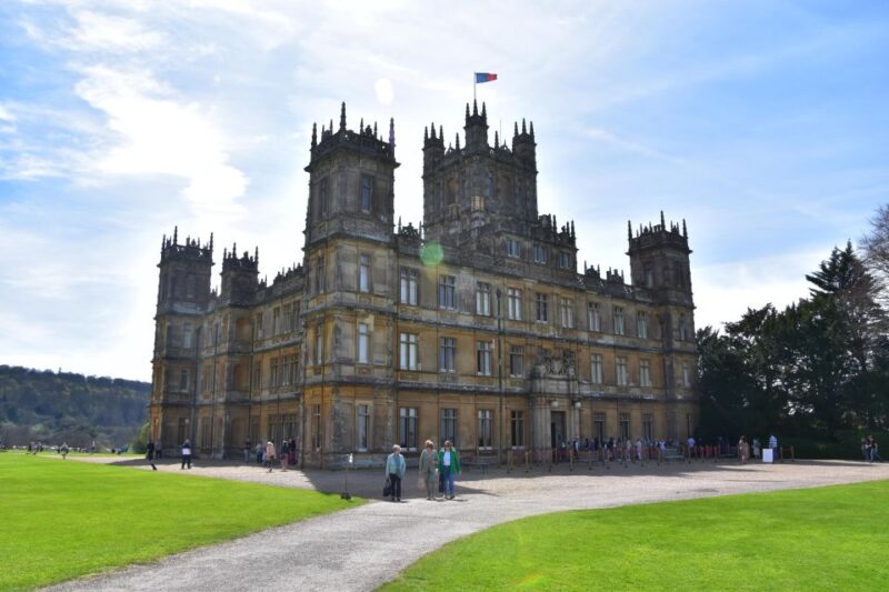 Private Downton Abbey Day Tour, including Pub Lunch - Frequently Asked Questions