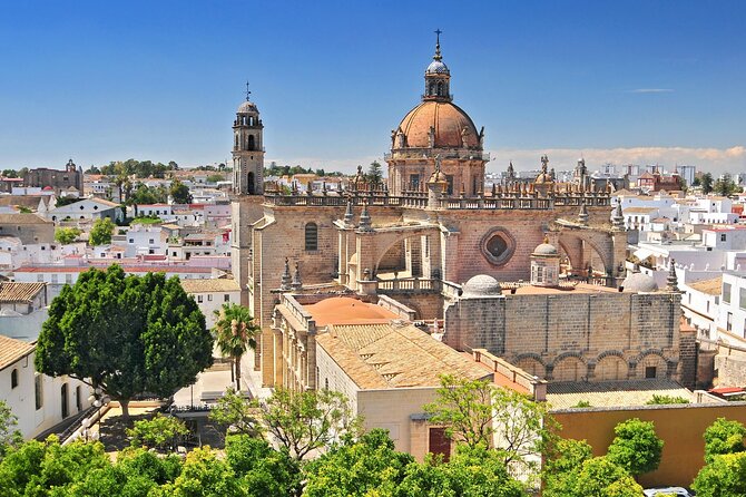 Private excursion to Jerez de la Frontera with Equestrian Show from Cadiz - Frequently Asked Questions