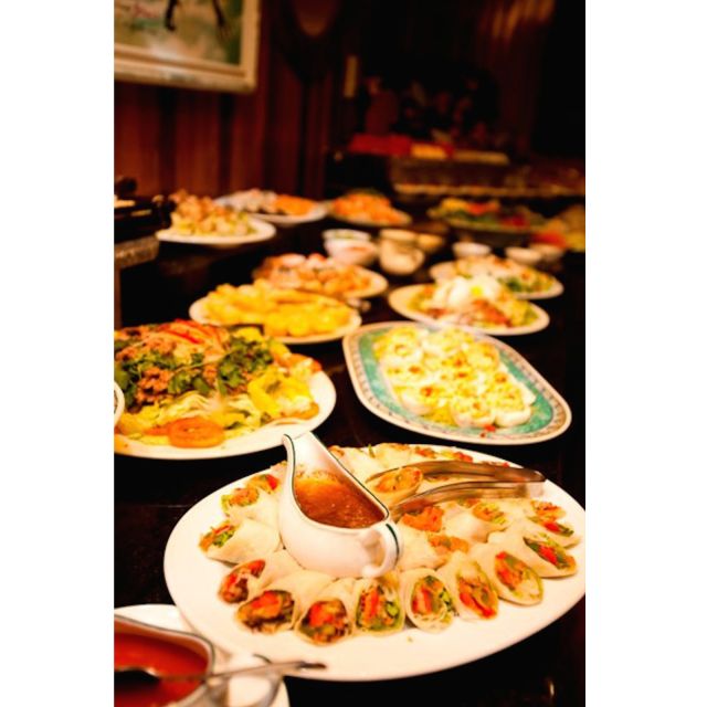 Private Jeep Tour Saigon by Night & Cruise Dinner with Music - Who Should Consider This Tour?