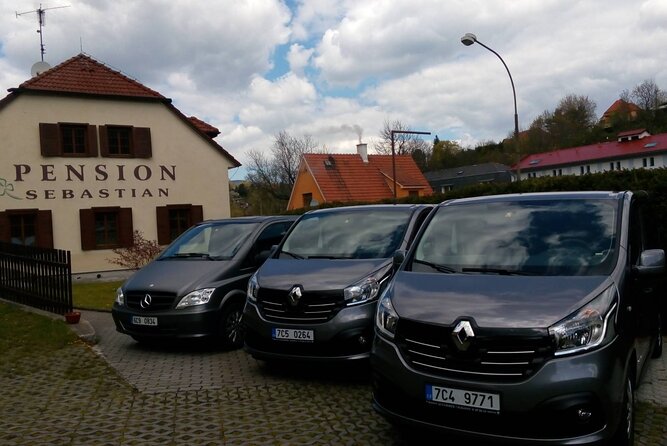 Private one way transfer from Passau to Cesky Krumlov - Authentic Experiences and Customer Perspectives