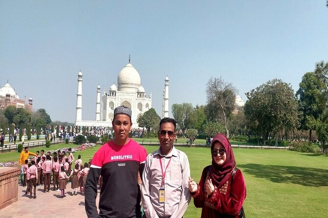 Private Taj Mahal Day Tour from Delhi by Car - All Inclusive - Authentic Experiences in a Well-Organized Package