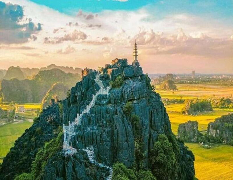 Private Tam Coc, Mua Cave & Hoa Lu Day Tour from Hanoi - What Travelers Can Expect