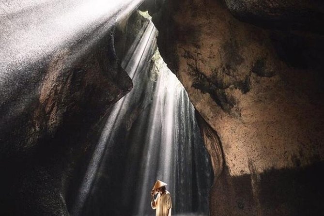 Private Tour Lempuyang, Tirta gangga, tukad Cepung Waterfall - Authenticity and Value