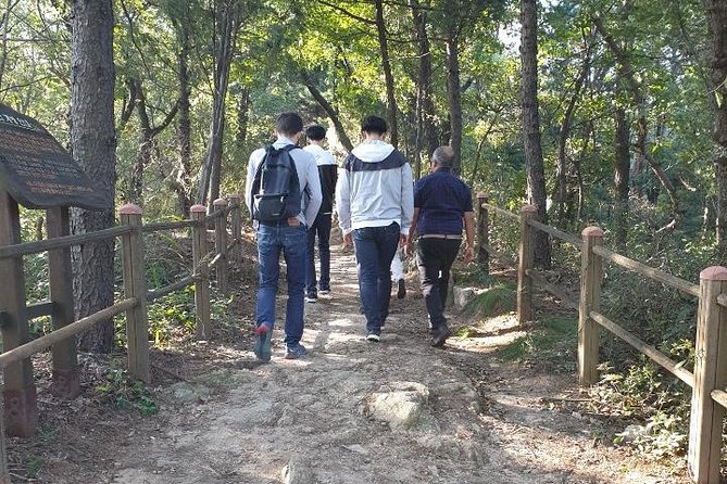 Private Tour: Talk show with N.K. Defector and Short Hiking - The Sum Up
