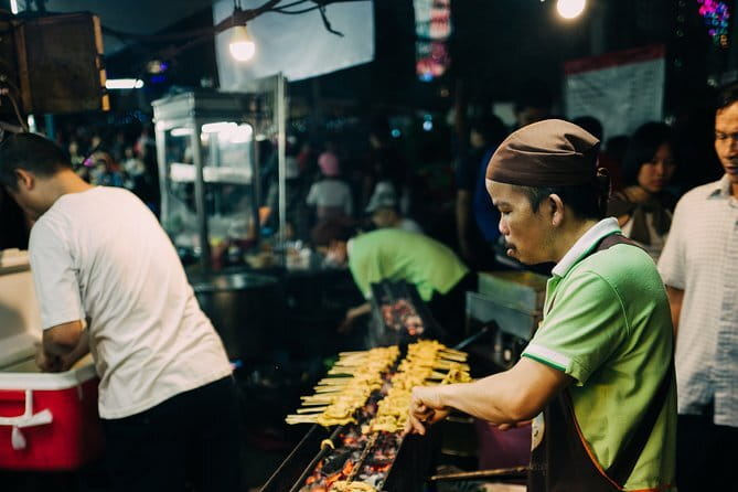 Private Tuktuk Food Tour - Who Should Consider This Tour?