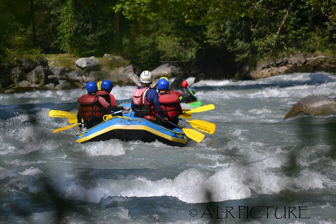 Rafting at the foot of Mont Blanc in Chamonix - Practical Details and Booking