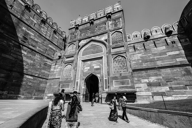 Romantic Sunset at the Taj Mahal: Day Trip from Delhi to Agra - FAQ