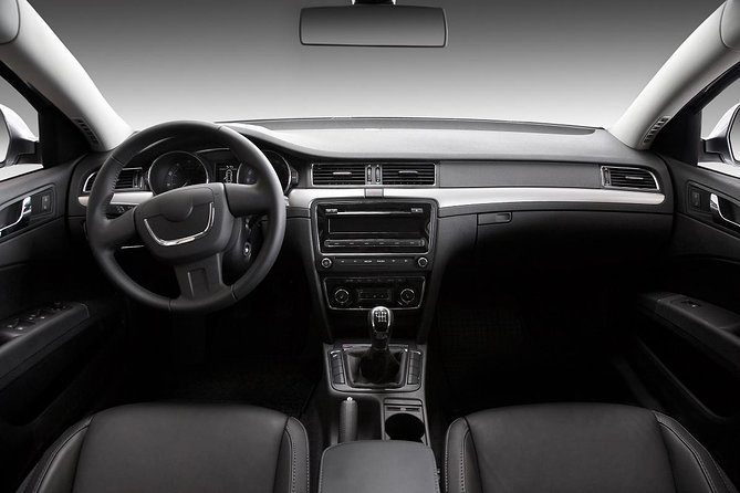 Roundtrip Transfer in MPV from Heathrow Airp - London City areas - Why Choose This Service?