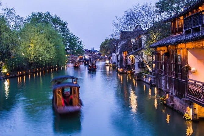 Shanghai by Night with Fine Local Dinner and VIP River Cruise Experiences - Final Thoughts on Value and Suitability