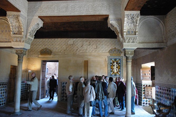 Skip the line: Alhambra Palace and Generalife Gardens Private Guided Tour - Final Thoughts