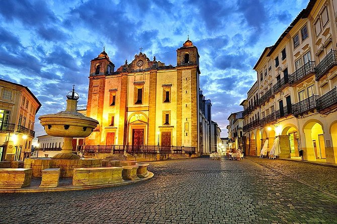 Small group Day Trip to Evora and Monsaraz from Lisbon with wine tasting - Who is This Tour Best For?