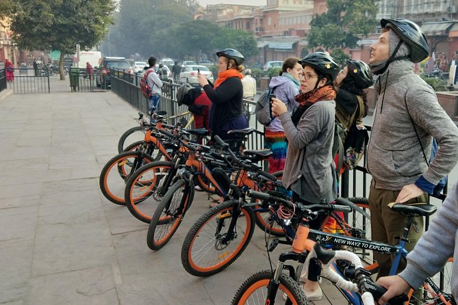 Small-Group Early Morning Pink City Bike Tour - Authenticity and Experience Quality