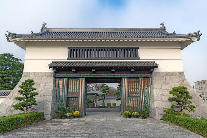 Small Group Mt. Fuji, Lake Kawaguchi&Yamanaka Hotel Pickup Option - FAQ