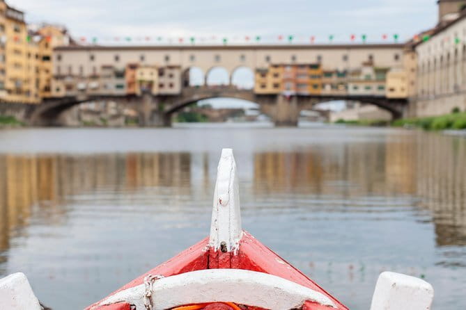 SUP at Ponte Vecchio with a Floating Drink - Florence Paddleboarding - Authentic Feedback from Participants