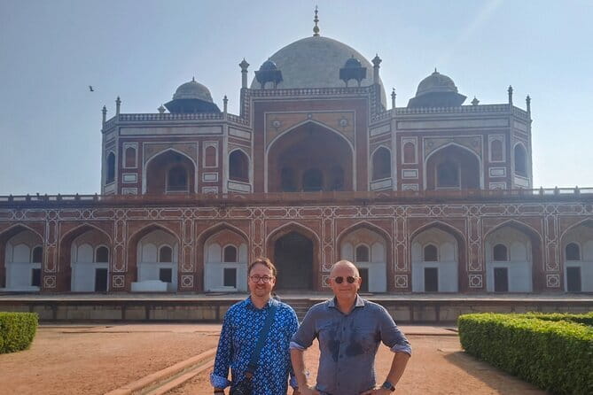 Timeless Treasures: An Old Delhi Heritage Walking Tour - Dariba Kalan: The Jewelry Street