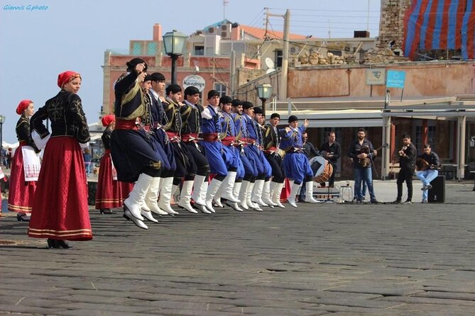 Traditional Cretan Dancing Lessons  Day Tour In Chania - FAQ