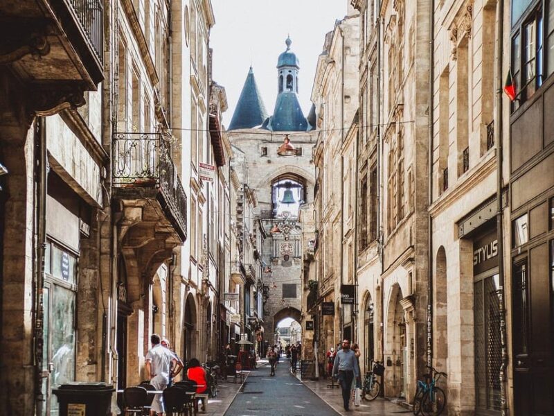 Walking Tour in Bordeaux with Tastings and Stories - The Value Proposition: Is It Worth It?