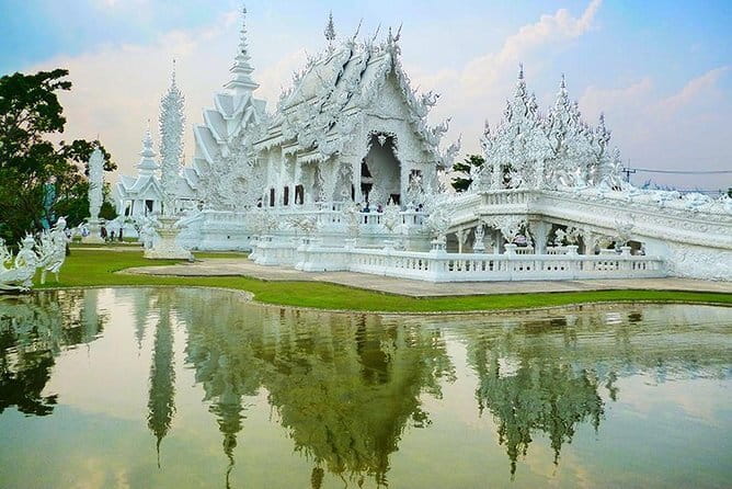 Wat Doi Suthep And Wat Pha Lat Evening Tour - FAQ