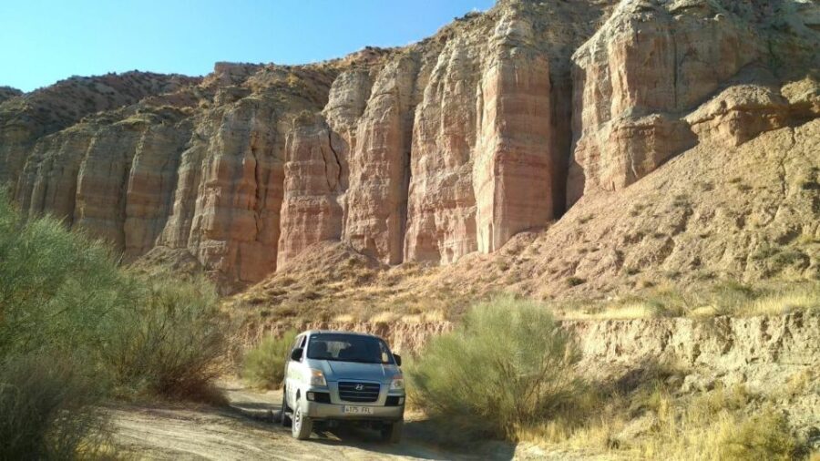 4x4 Los Coloraos Día completo Desert Tour Gorafe - Who Should Consider This Tour?