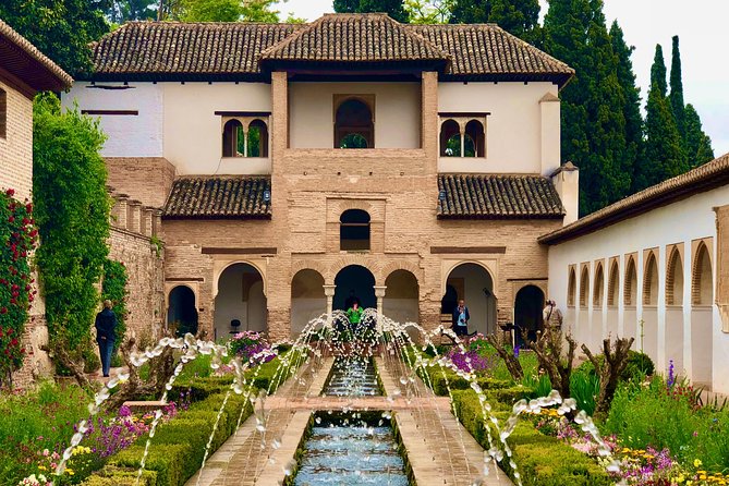 Alhambra Private Tour from Malaga: with transport and skip-the-line-tickets - Who Is This Tour Best For?