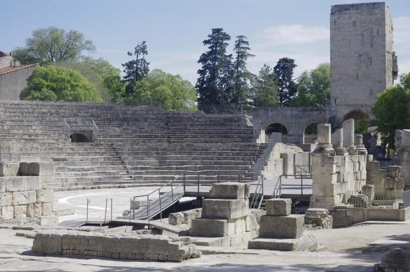 Arles private tour - art/history and gastronomy - FAQ