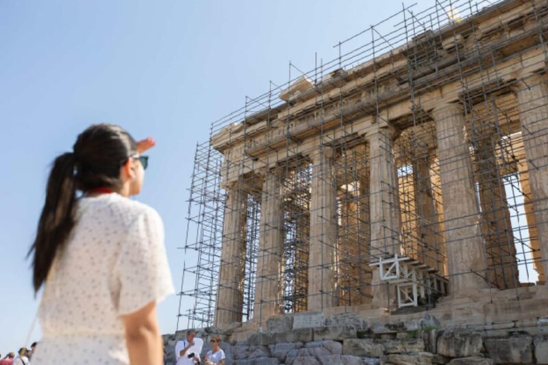 Athens: Hop-On Hop Off Bus with Acropolis ticket & 2 audios - Who Will Love This Tour?