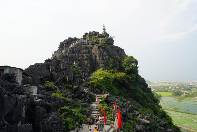 Bai Dinh Pagoda - Trang An - Mua Cave with Transfer, Buffet - FAQs