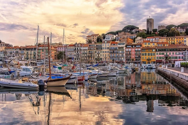 Cannes: City Tour in a Vintage Bus - The Value of This Experience