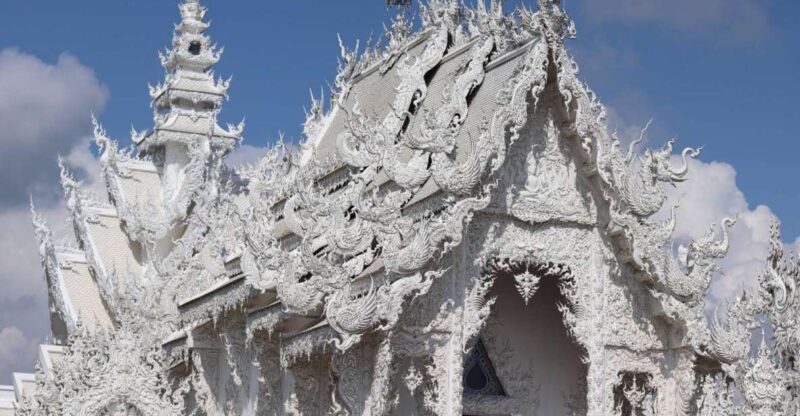 Chiang Rai White & Blue & Huay Pla Kang Temple& Lalitta Cafe - The Sum Up