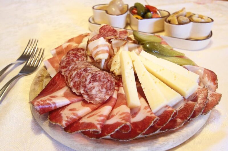 Como Lake: Food & Wine Full-Day Tour from Milan - Free Time and Shopping in Como