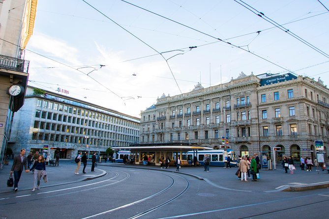 Discover Zurichs most Photogenic Spots with a Local - FAQ