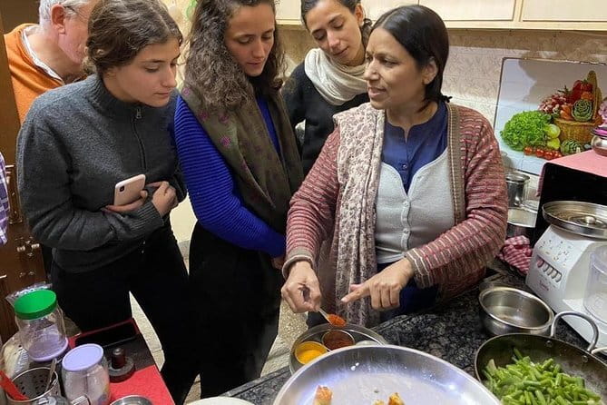 Family cooking experience in Jaipur, including transport & meals - Frequently Asked Questions
