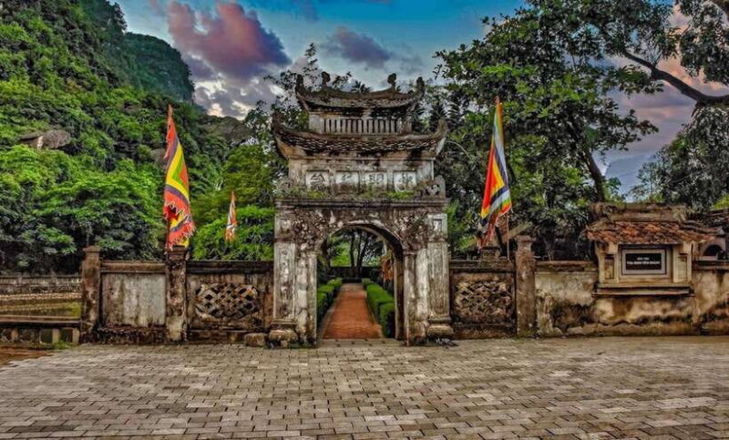 From Hanoi: Full-day Visit Hoa Lu, Tam Coc & Mua Cave - Who Should Consider This Tour?