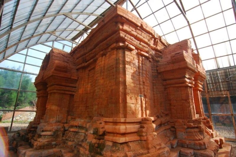 From Hue: Sightseeing Transfer to Hoi An & An Bang Cemetery - FAQs