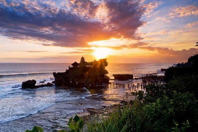 Full-Day Ubud Village including Mt Batur Tirta Empul and Sightseeing Tour - FAQ